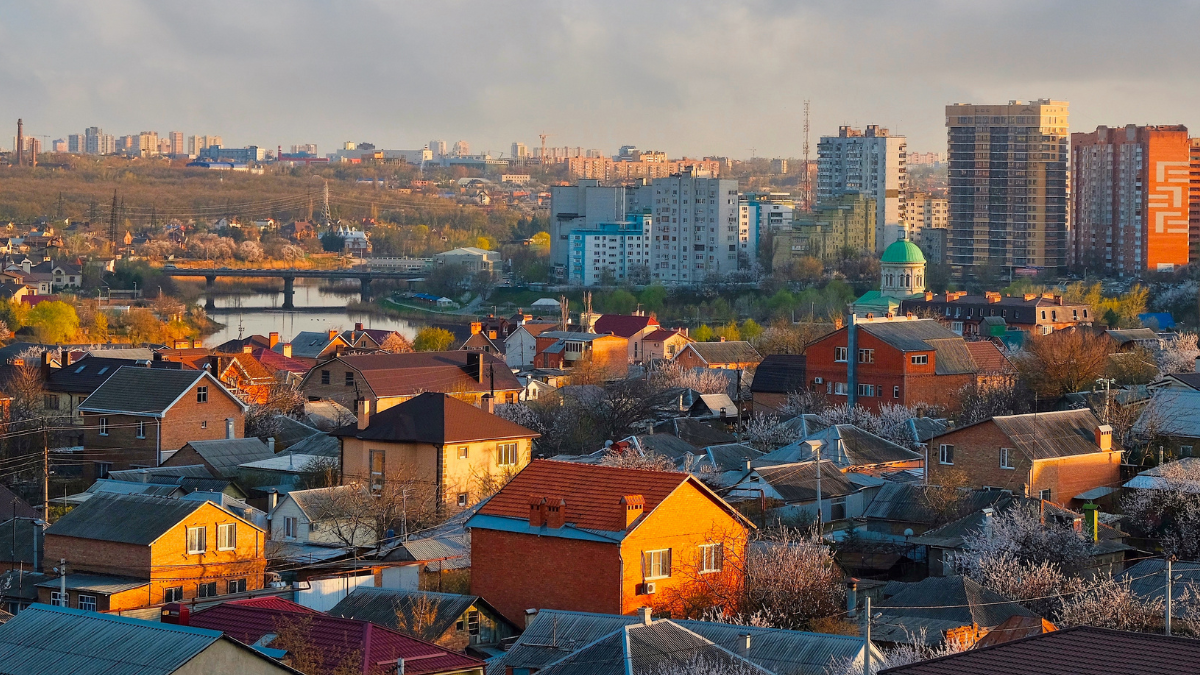 EENet | Webinar: Implementing Housing First Assertive Community ...